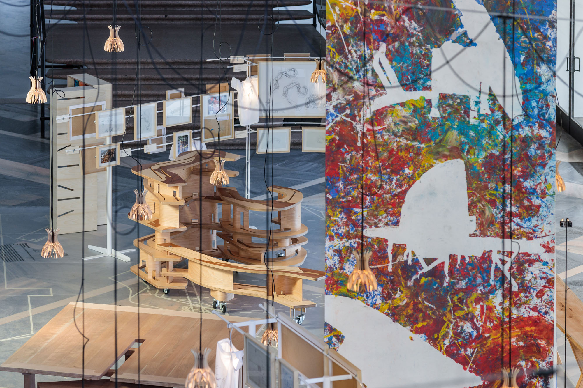 PERPETUUM MOBILE - The Dancing Furniture of Enric Miralles & Benedetta ...